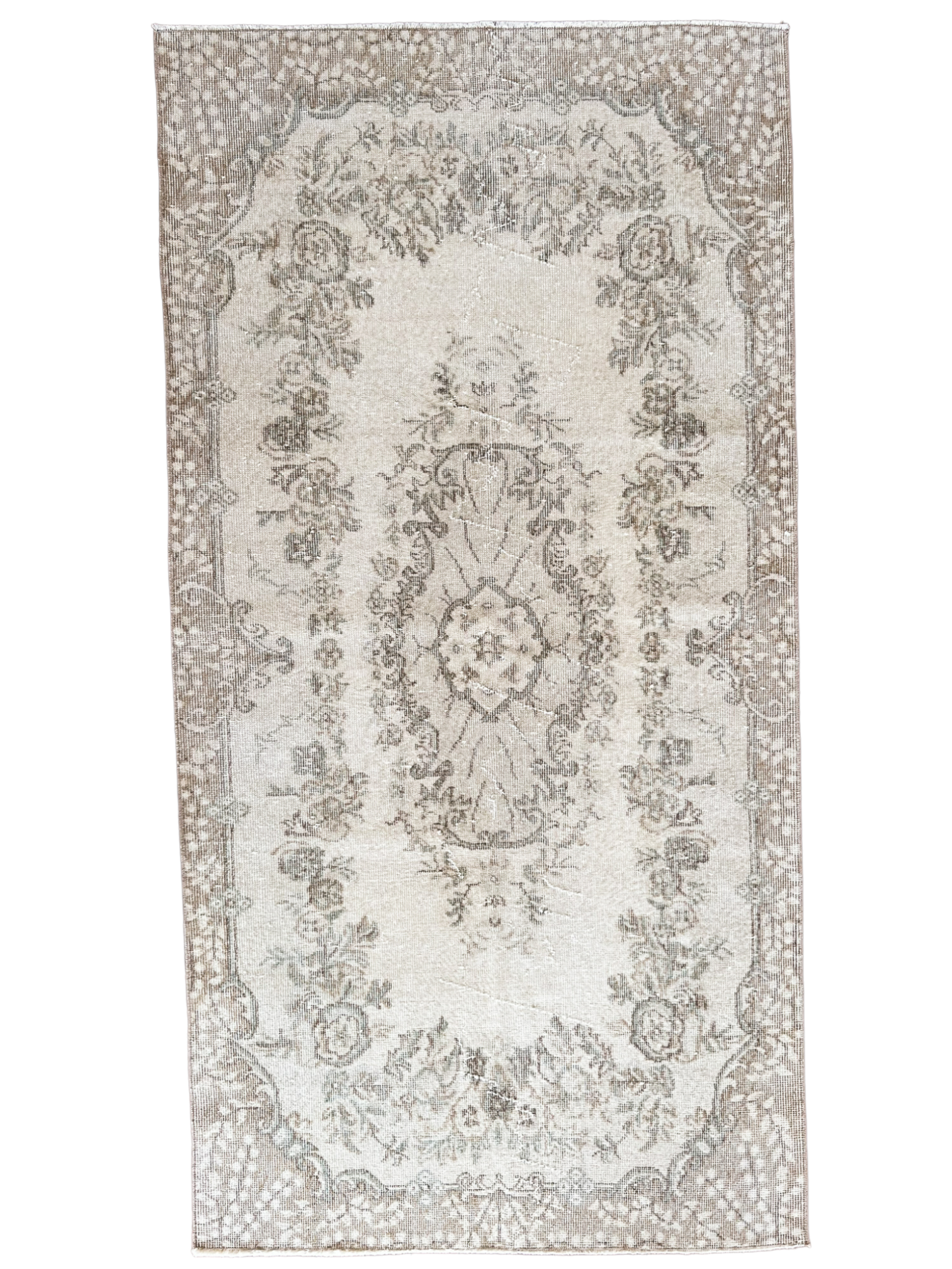 Maxann 3'7 x 7' – Six Vintage Rugs
