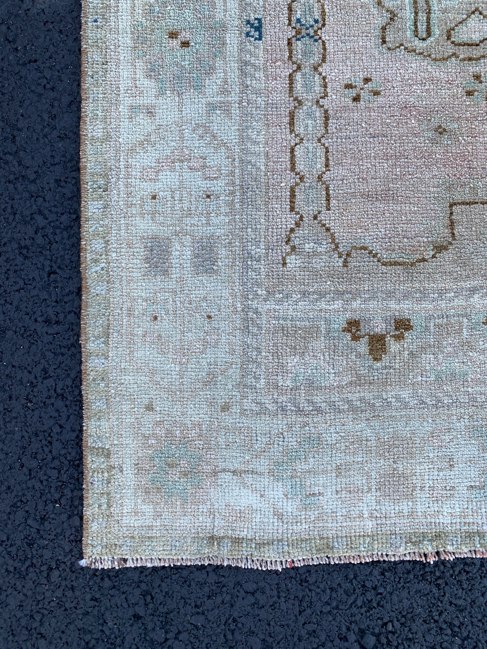 Bianca 3'4 x 6'5 – Six Vintage Rugs