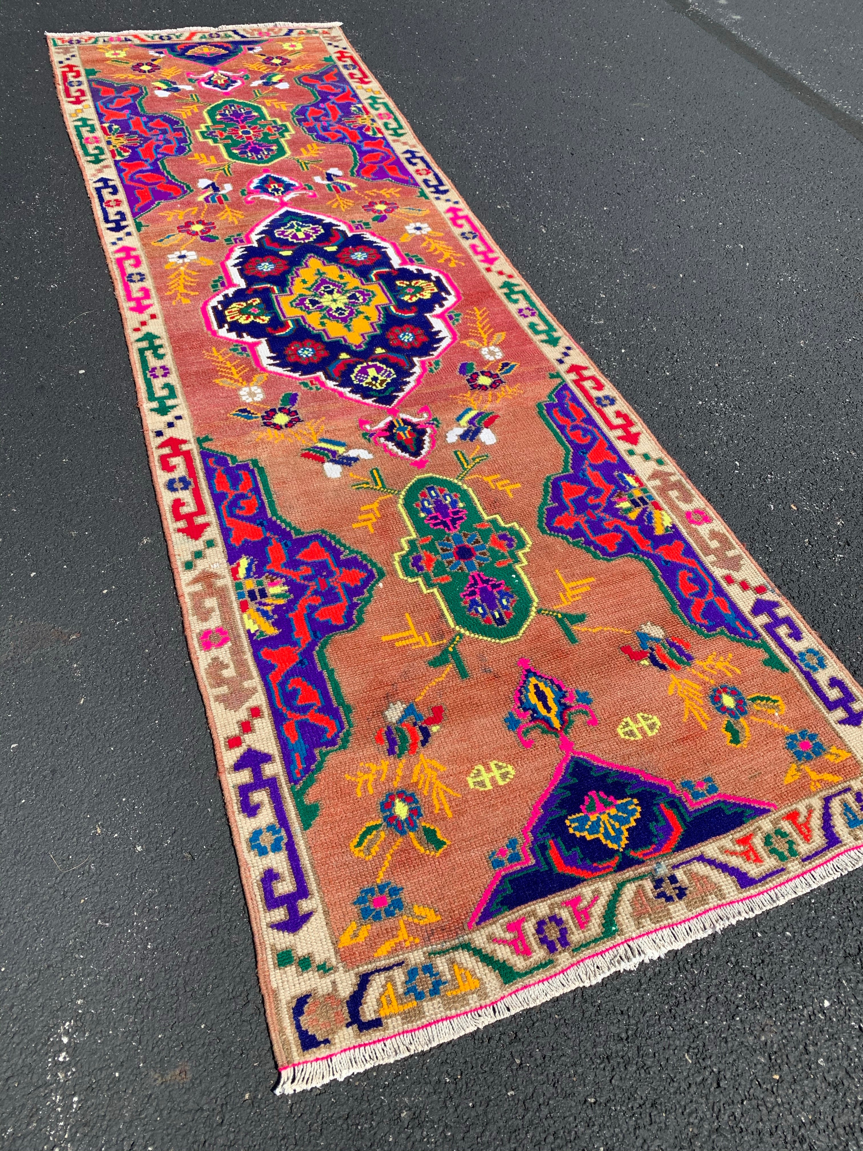 Jupiter 3'4 x 10'5 – Six Vintage Rugs