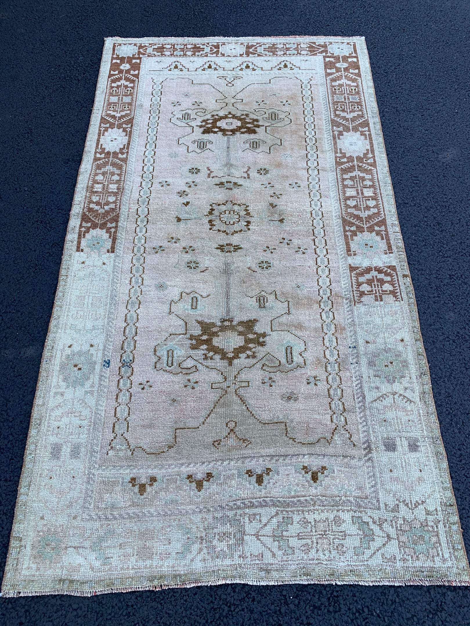 Bianca 3'4 x 6'5 – Six Vintage Rugs